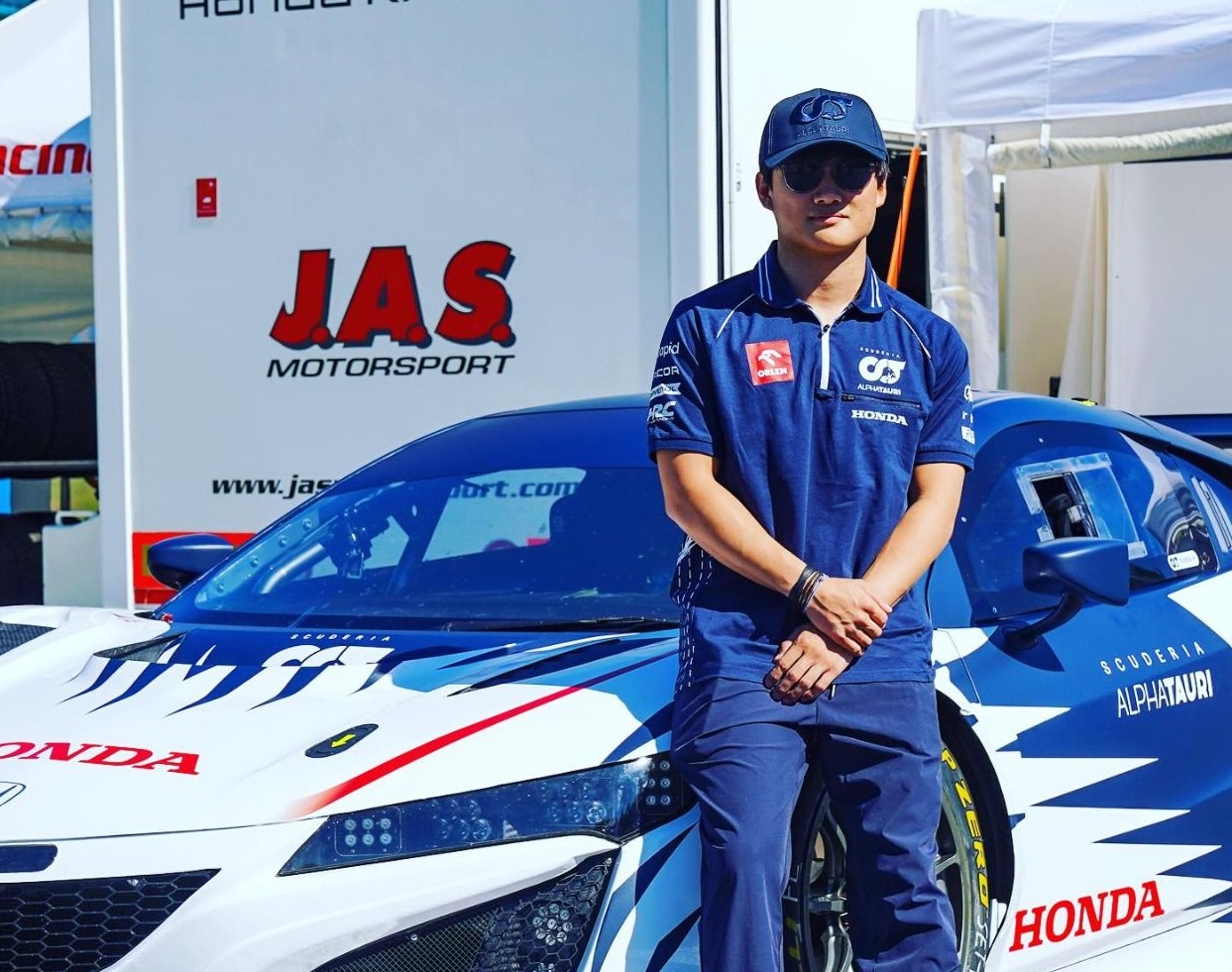 Yuki Tsunoda Jajal Mobil Balap Honda NSX GT3 Evo di Sirkuit Nürburgring ...